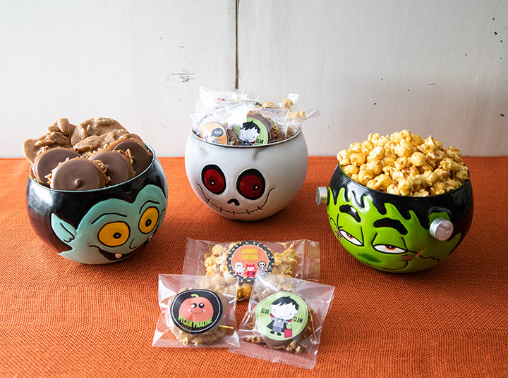 Free Shipping | Halloween Party Pack of Sweets – River Street Sweets®