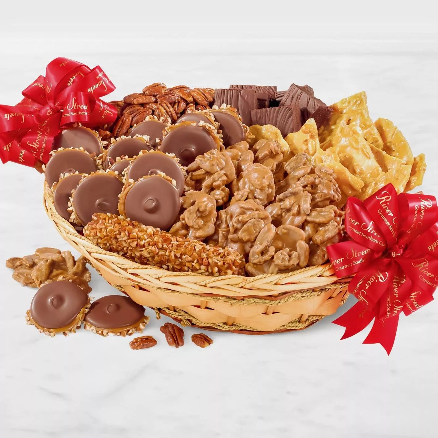Mega Grab Basket Serves 25 – River Street Sweets®